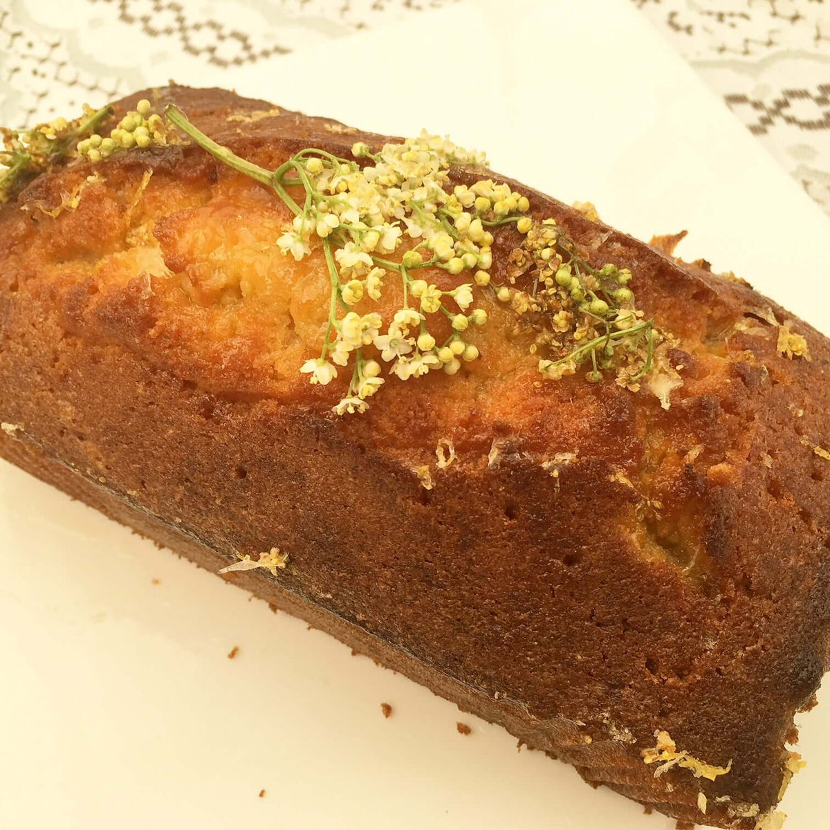 Lemon & Elderflower Drizzle Cake Recipe | Debonair Tea Co